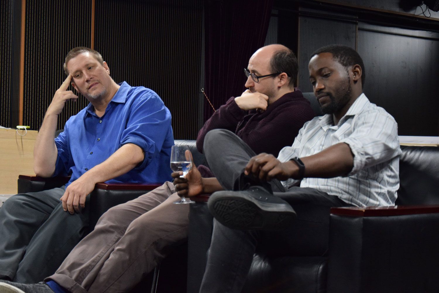 Broadway Hit ‘Art’ Premieres in Beijing | The World of Chinese